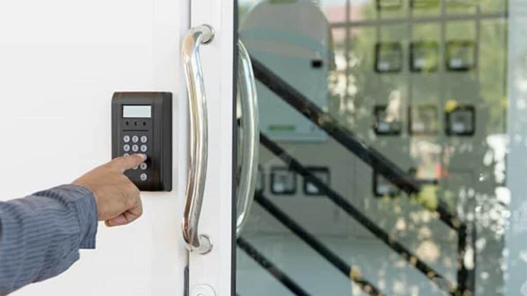 Commercial Gate Access Control System Repair and Maintenance
